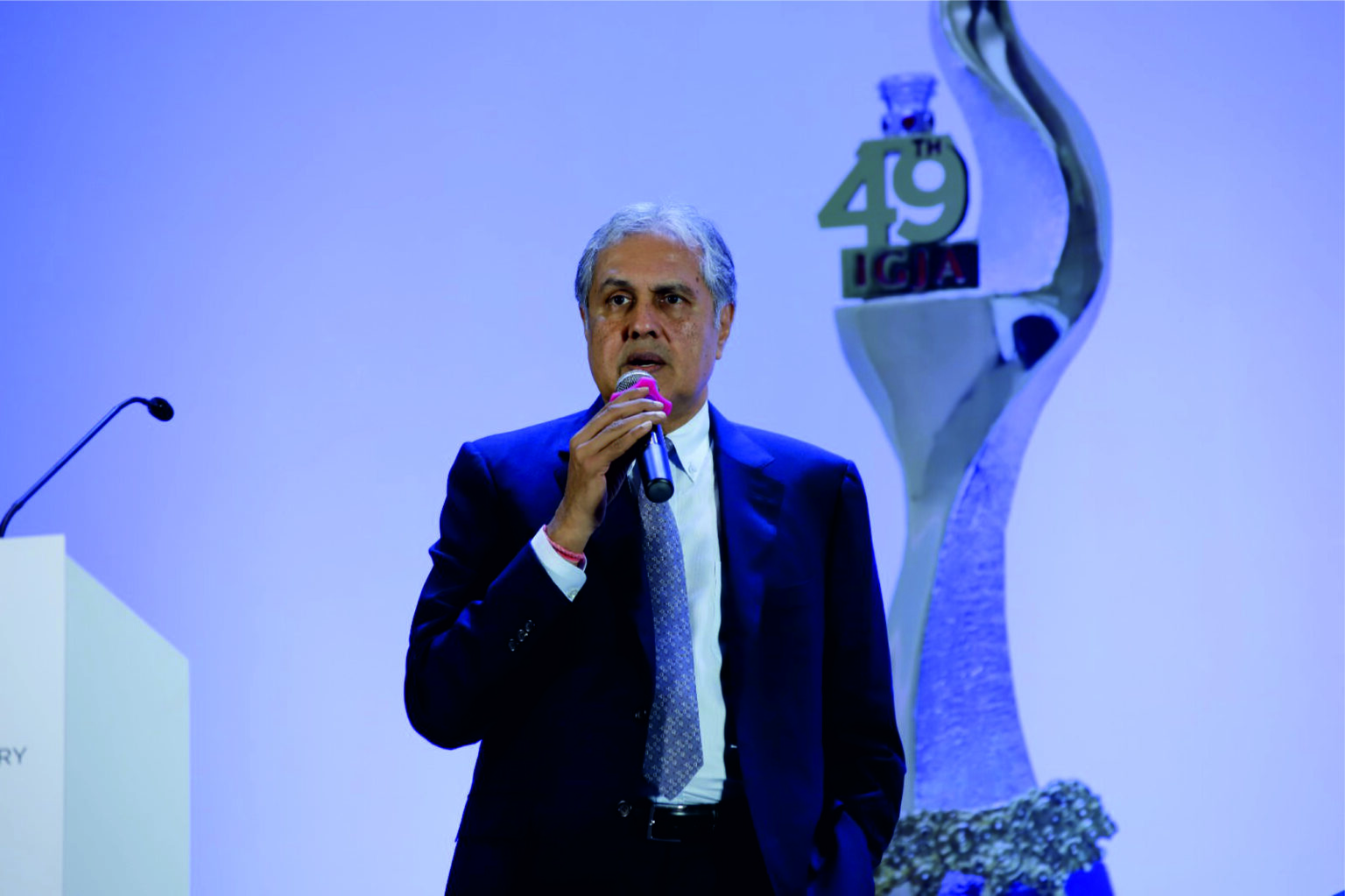 Lifetime Achievement Award to Mr Anoop Mehta - Heera Zhaveraat