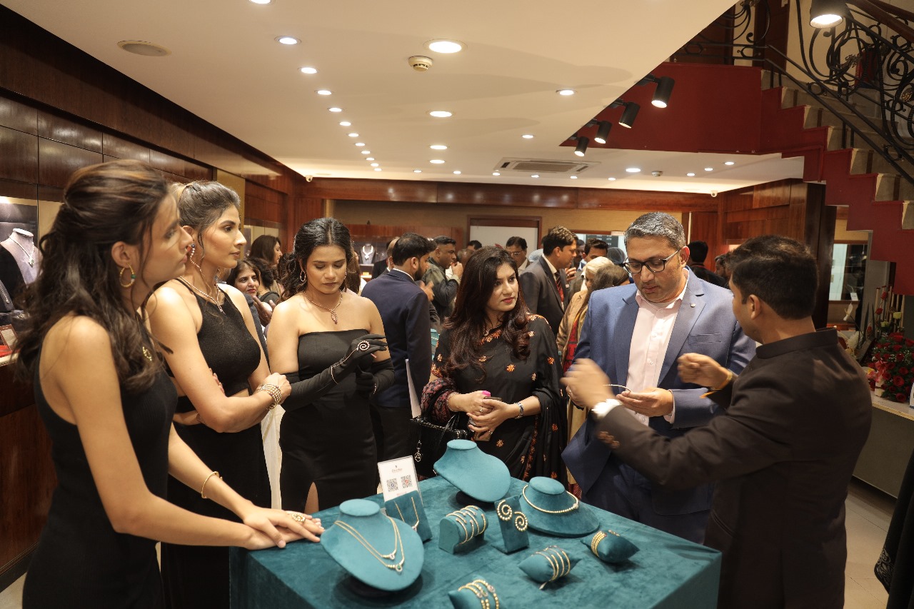 Dwarka Jewellers unveils Bublina Collection - Heera Zhaveraat
