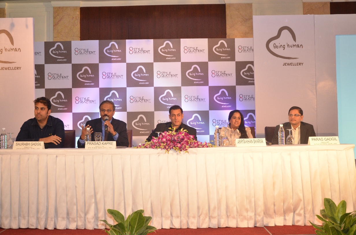 Salman Khan all set to venture into jewellery segment - Heera Zhaveraat