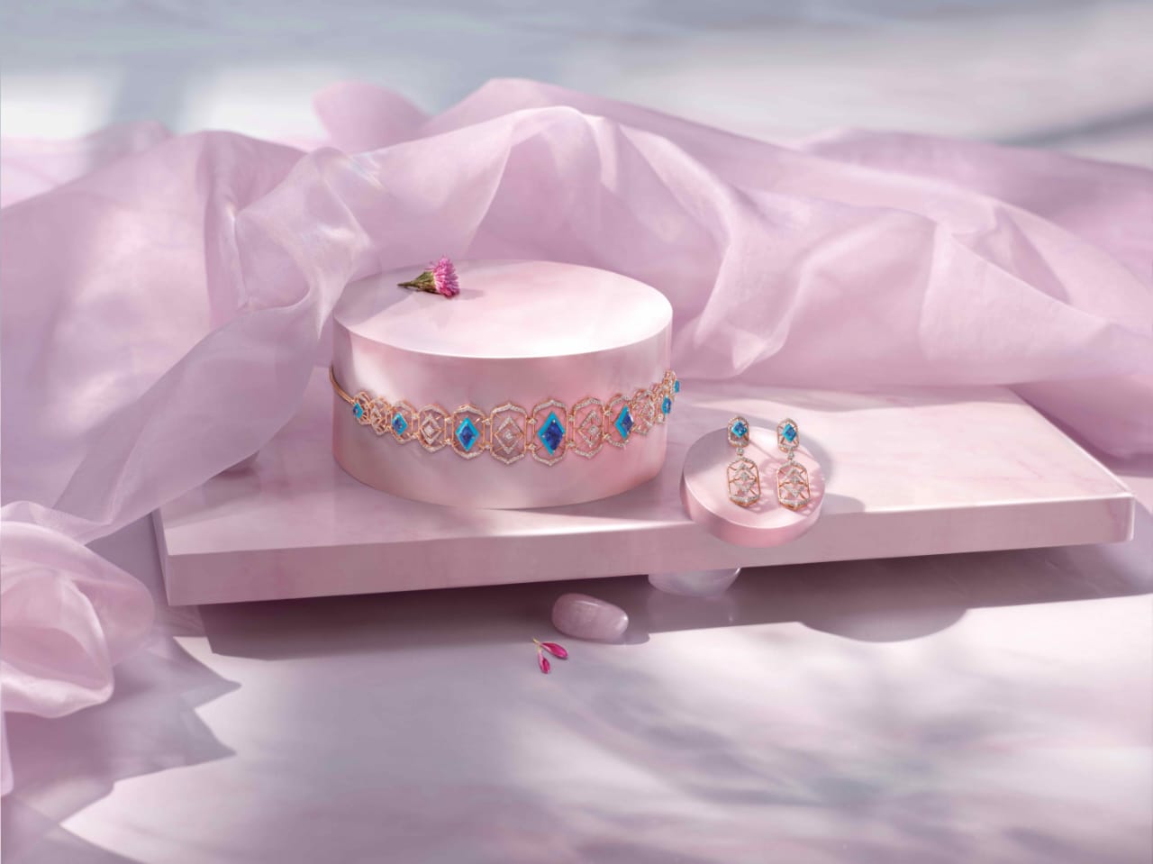 Reliance Jewels unveils Vindhya Collection - Heera Zhaveraat